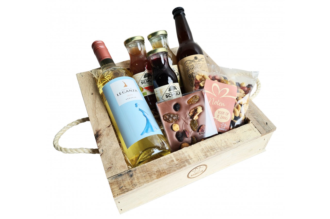 Kistje wijn, sap, bier en snacks - Leuk Kadootje